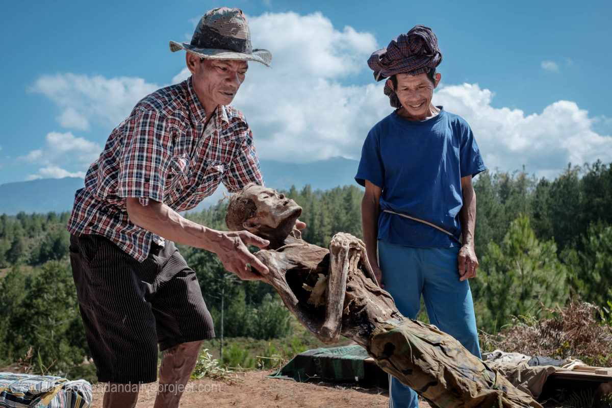 The Ma’Nene for Palau – Indonesia | Dead and Alive Project