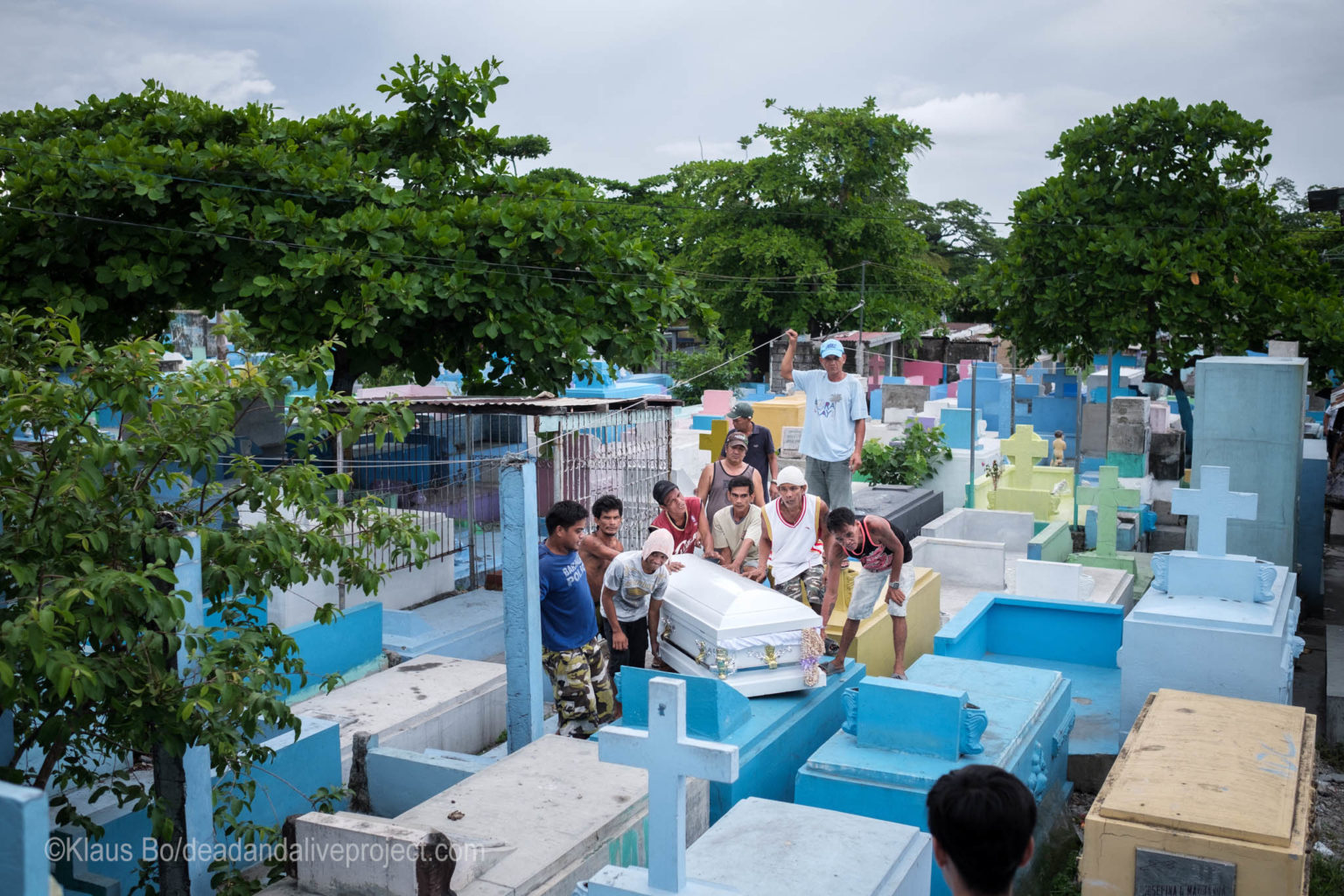 Living With the Dead – Philippines | Dead and Alive Project