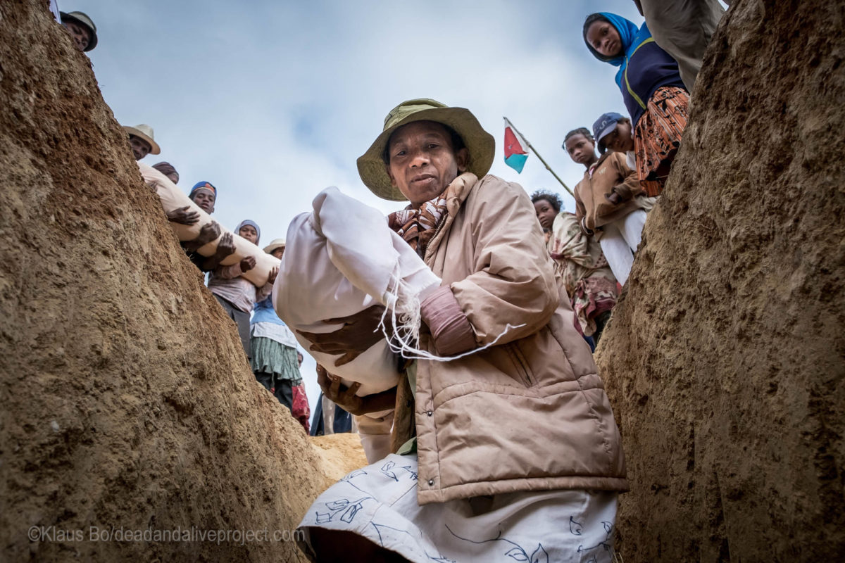 The Famadihana – Madagascar | Dead and Alive Project